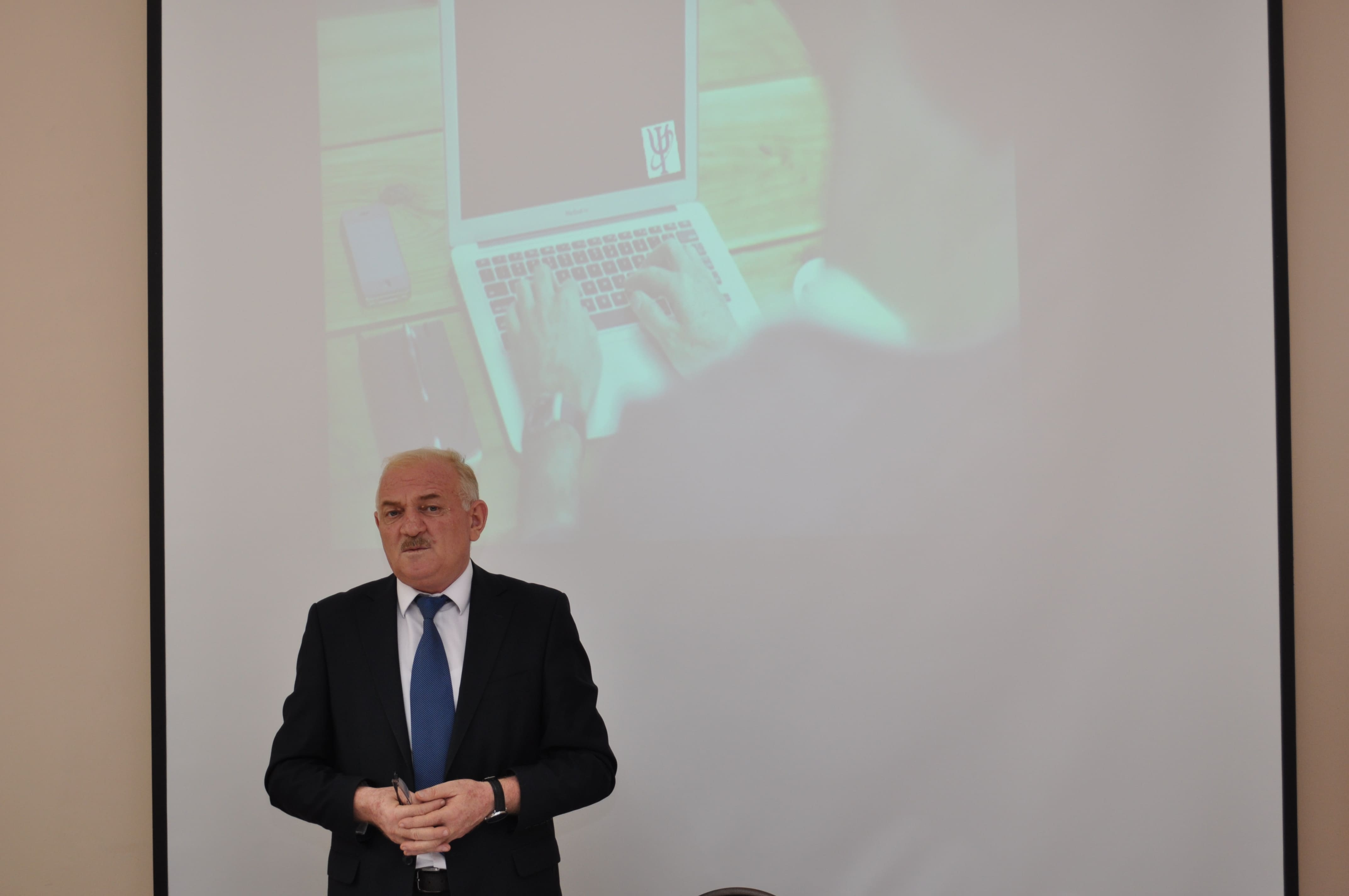 Odlar Yurdu Universiteti | Əsas səhifə